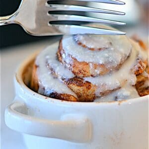 Diabetes-Friendly Single Serving Cinnamon Roll » Hangry Woman®